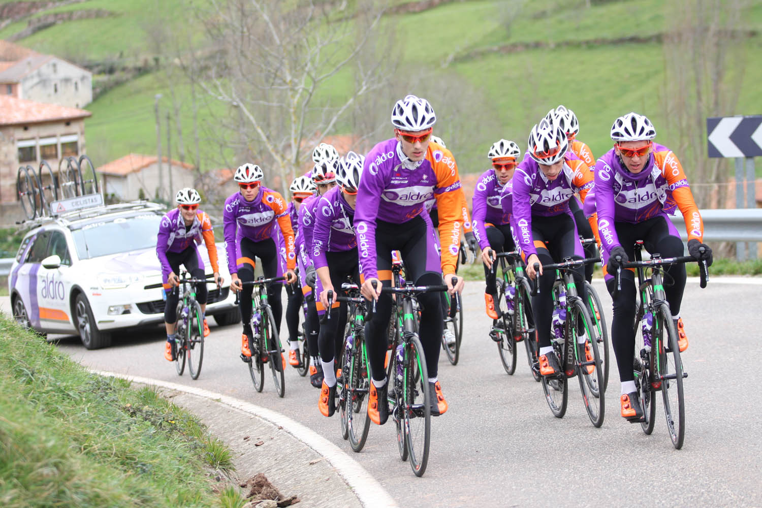 El Aldro Team se concentra 20 días - Zikloland