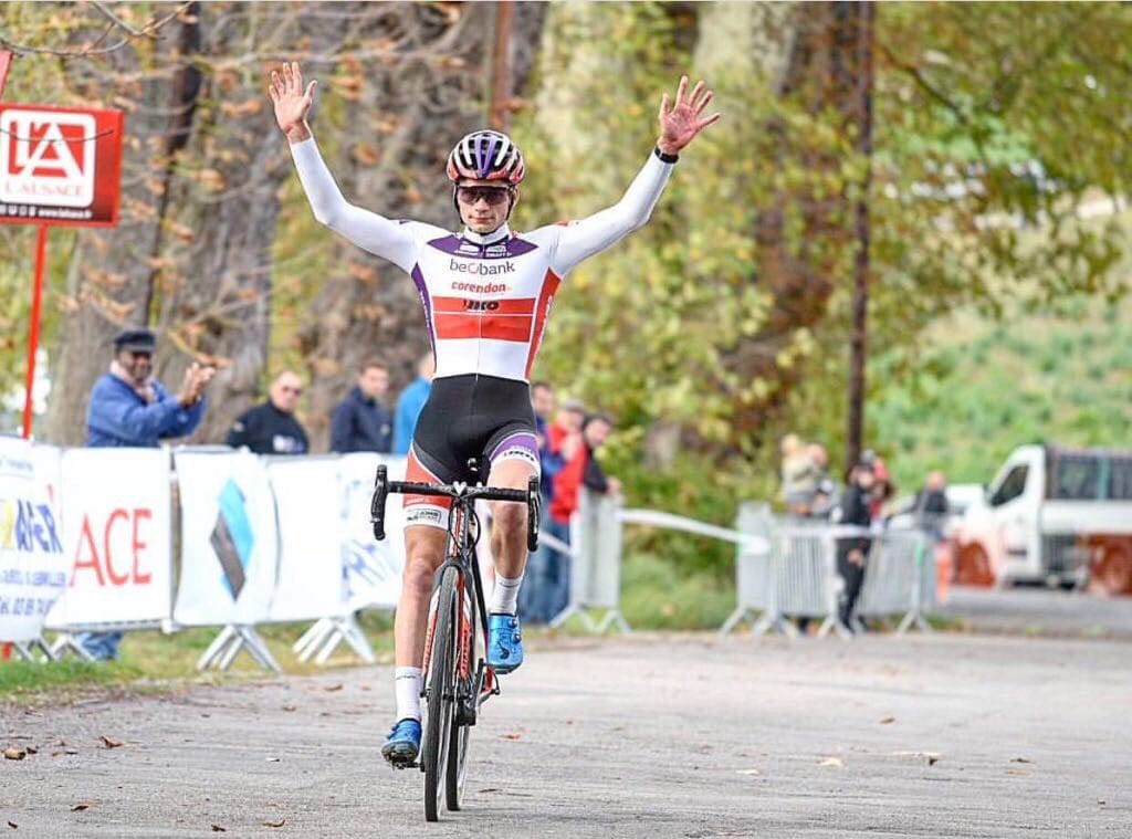 Zilvermeercross: David van der Poel se impone en Mol - Zikloland