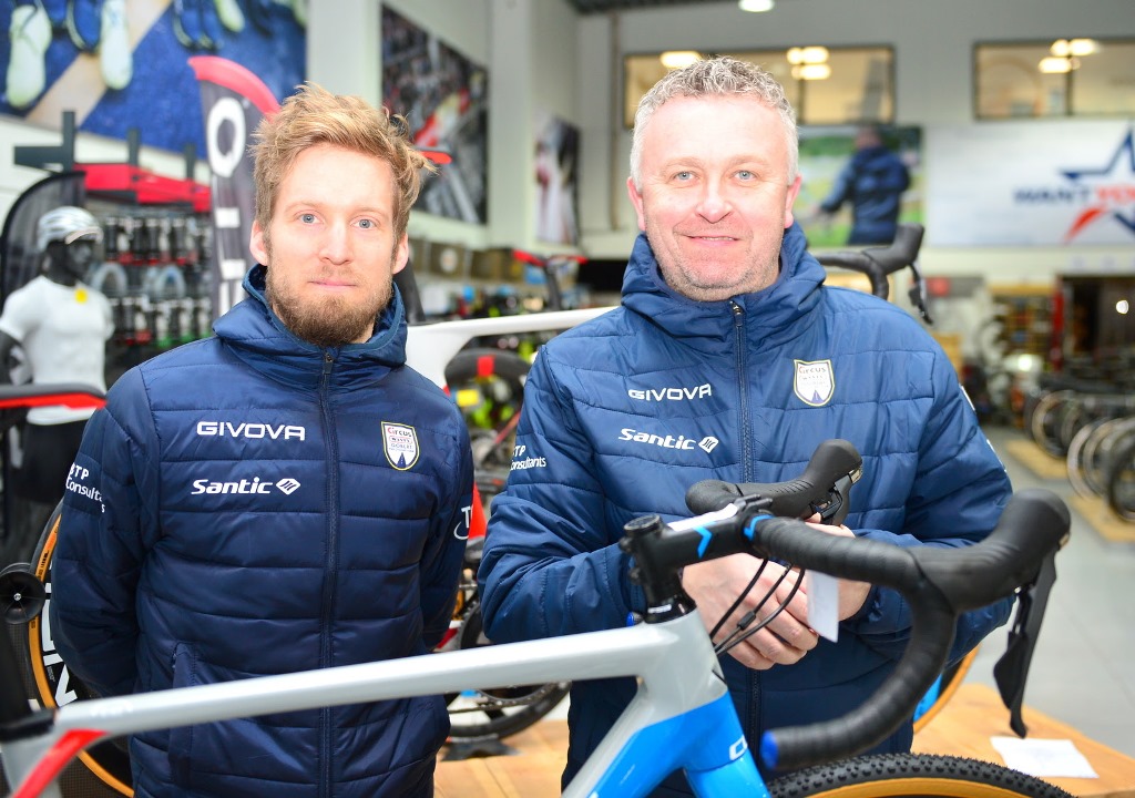 Jan Bakelants seguirá con un dorsal profesional en 2020 - Zikloland