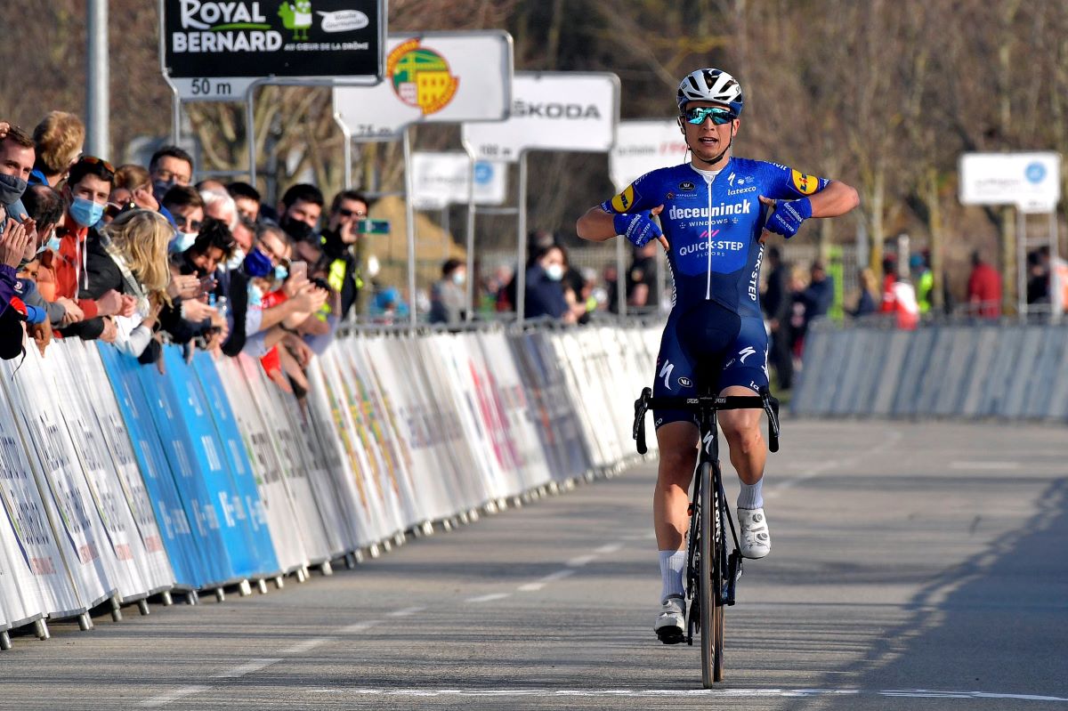 Drome Classic: Andrea Bagioli se lleva la victoria - Zikloland